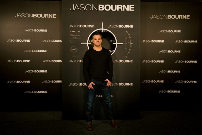 Siêu điệp viên Jason Bourne cùng vợ trên thảm đỏ Pháp • NỮ DOANH NHÂN ...