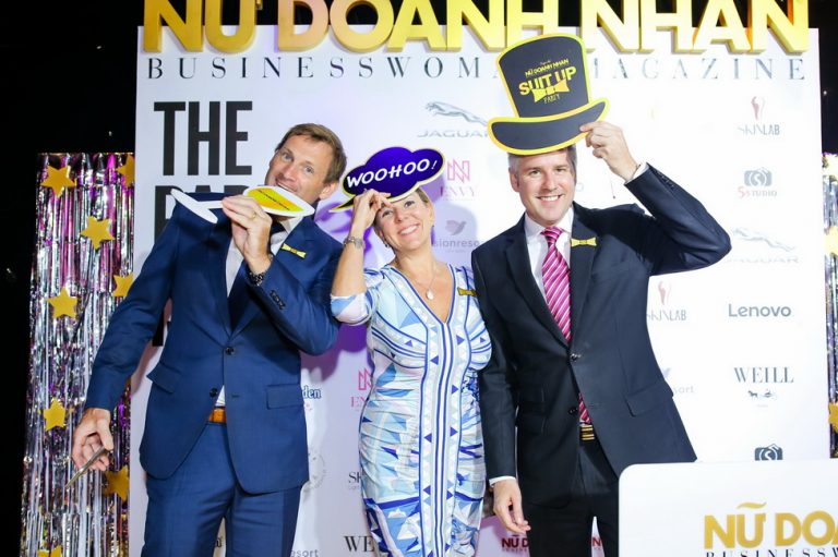 Dư âm đêm tiệc đẳng cấp SUIT UP Party của Tạp chí Nữ Doanh Nhân • NỮ ...
