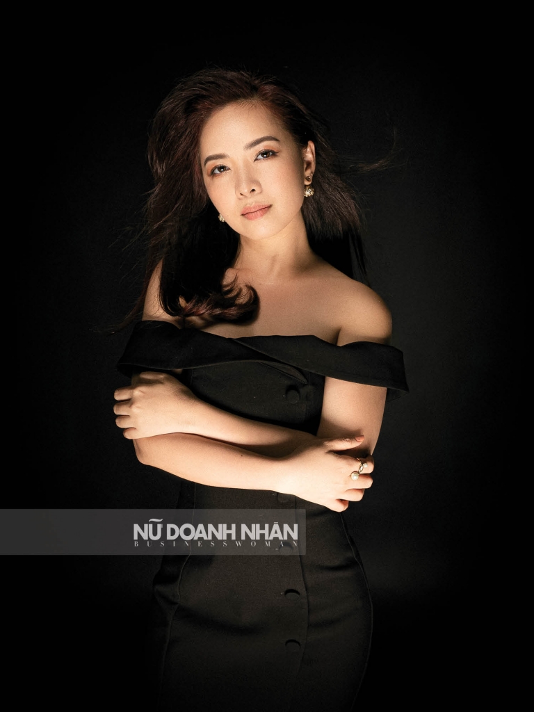 NTK Trisha Võ - người kế thừa Áo dài Liên Hương: "Yêu nghề để sống trọn ...