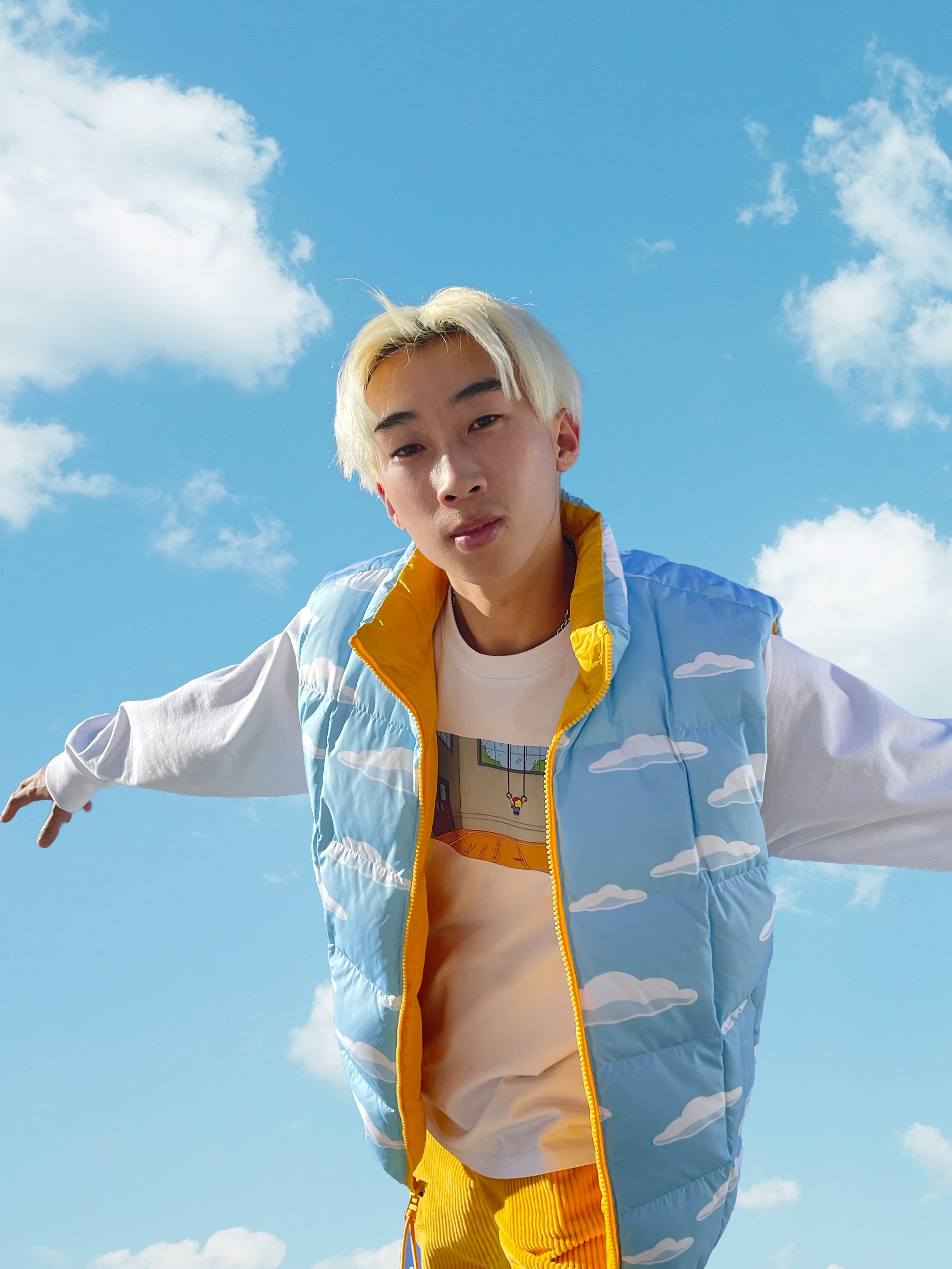 Levi's và The Simpsons khuấy động thời trang Xuân Hè 2022